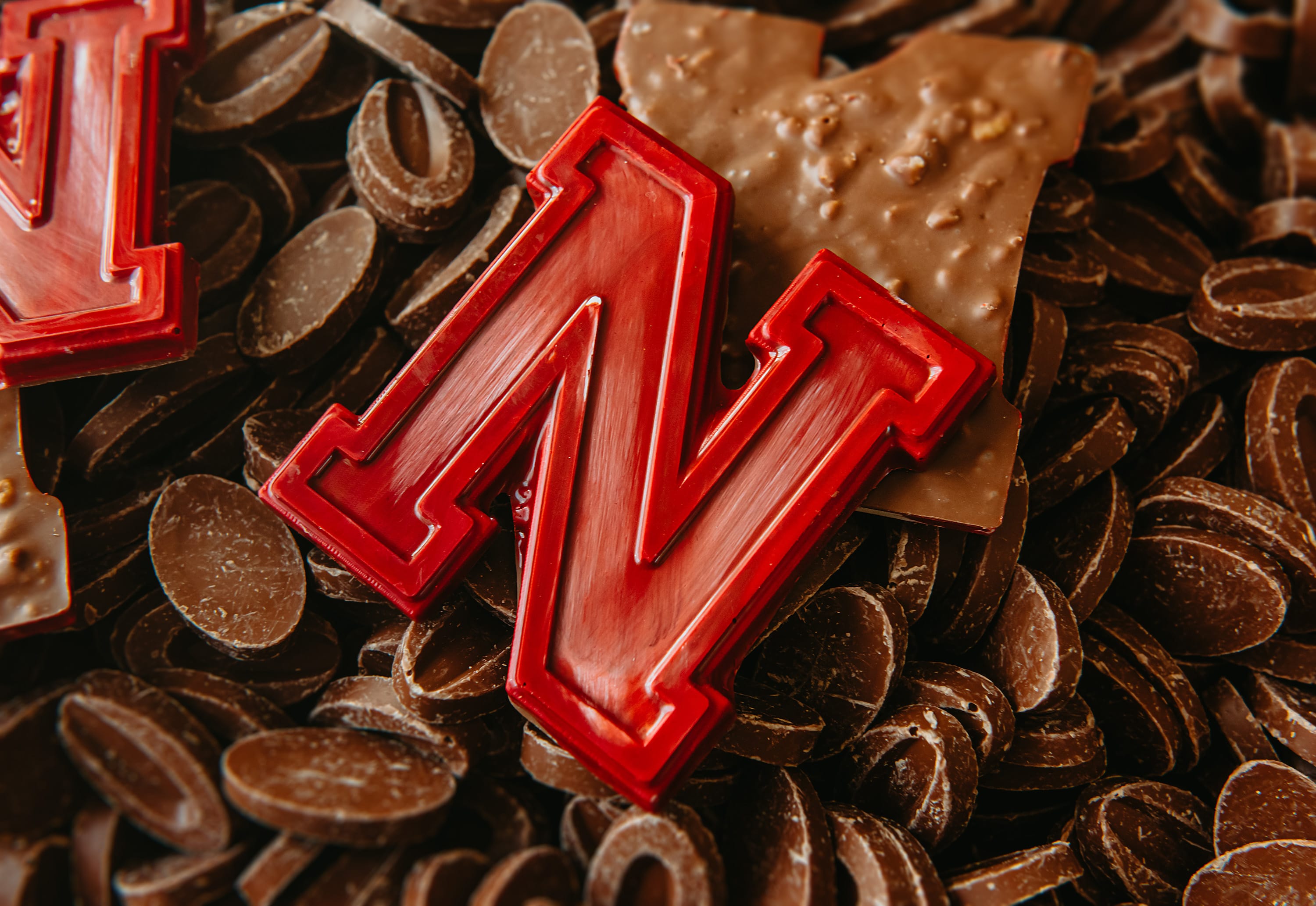 Nebraska "N" Chocolate Crispy (set of 2 lg)